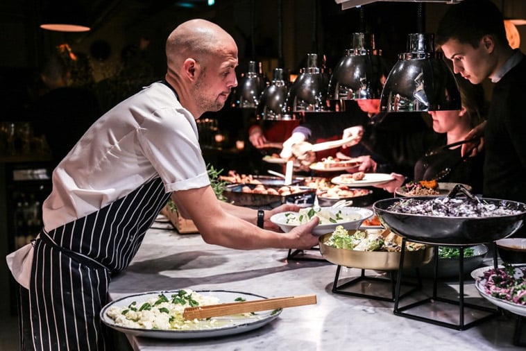 FOOD CLUB Århus kan levere en lækker buffet til jeres bryllup